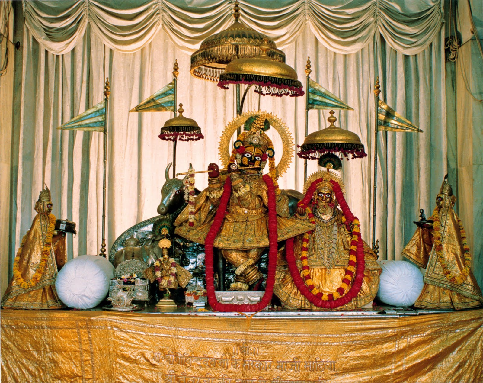 about krisna - lord krishna - the creator of universe..: lord krisna pics..