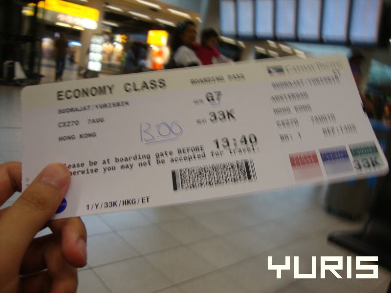 Y R1S: FLIGHT CX270: AMSTERDAM - HONG KONG