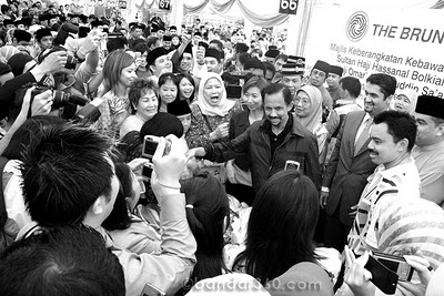 HISTORY: Brunei's Social Structure, Political systems & Economy