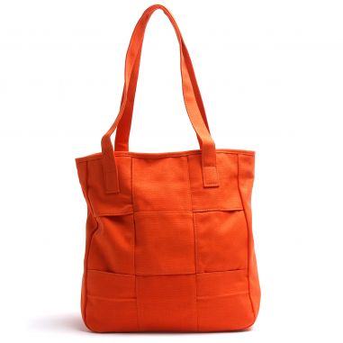 Stuff Under Twenty: Handbag Heaven Giveaway: Win a handbag of your choice!