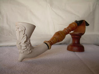 Pipas de arcilla, Clay Pipe: Pipa de arcilla, tallada y caña torneada ...