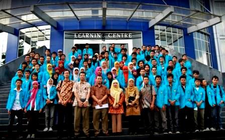 IT TELKOM TODAY: FKI UMS Kunjungi IT Telkom