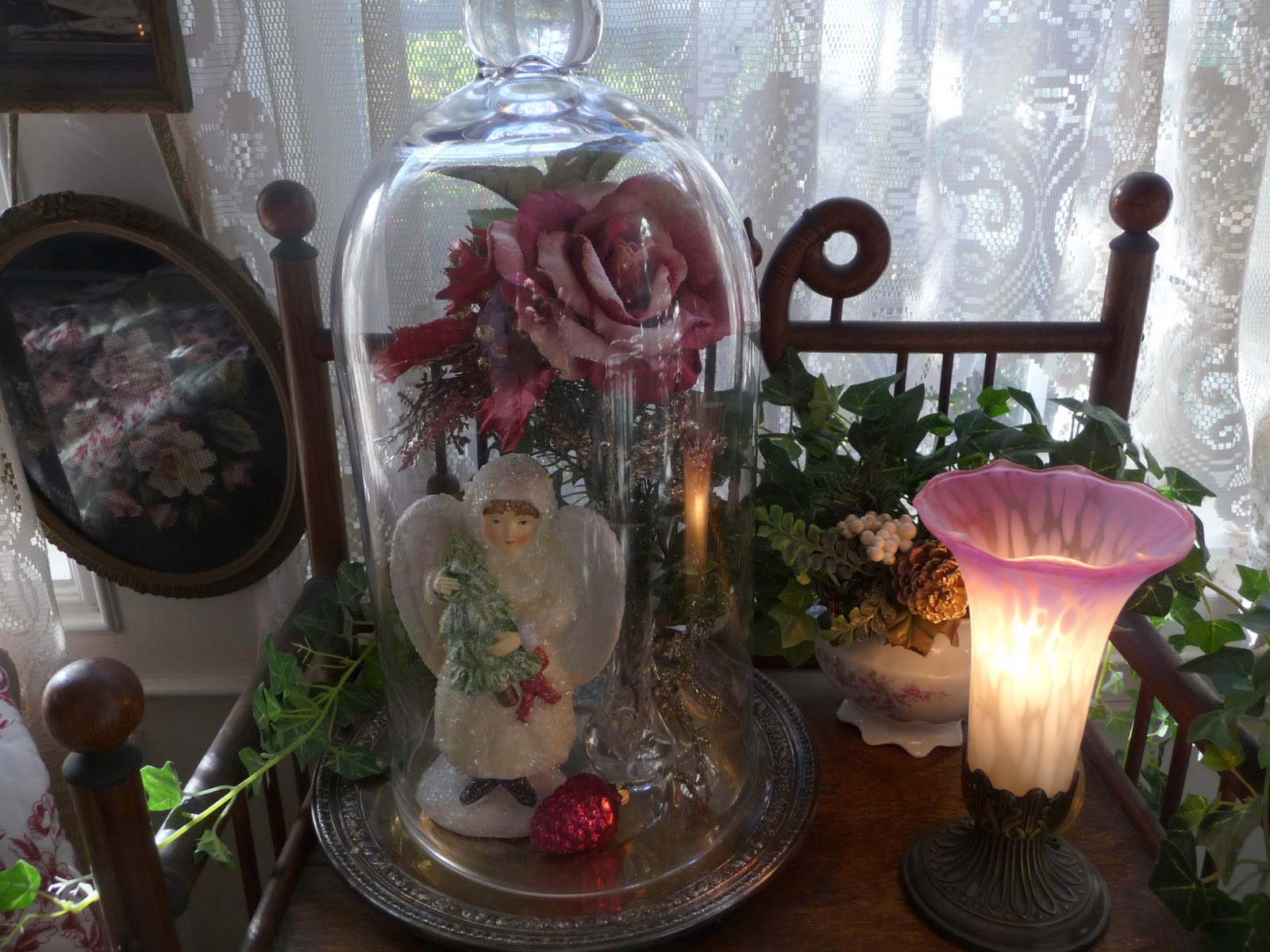 Heirlooms: Christmas Under Glass