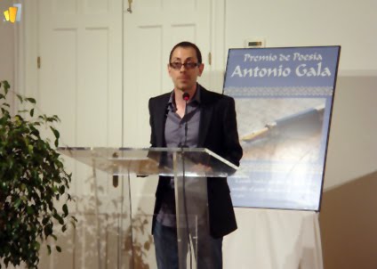 El vals de los elefantes: El poeta Óscar Martín Centeno gana el IV ...