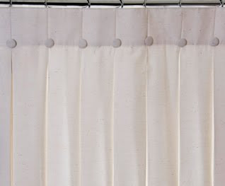 Flavia Cortinas: Prega Macho com Botão