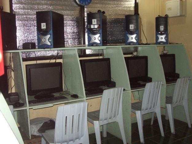 LITTLE MHIE..'': ''..computer shop..''