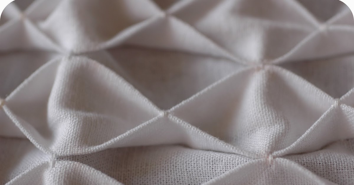 Grace Designs: My creative space... Honeycomb Smocking