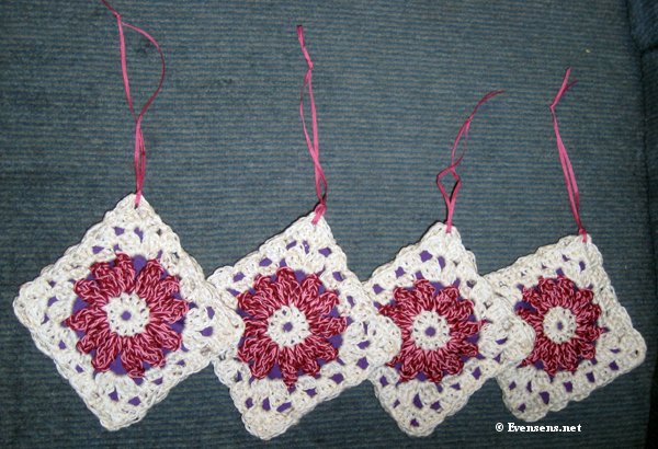 From Lois' Hands: Sachet - Crochet