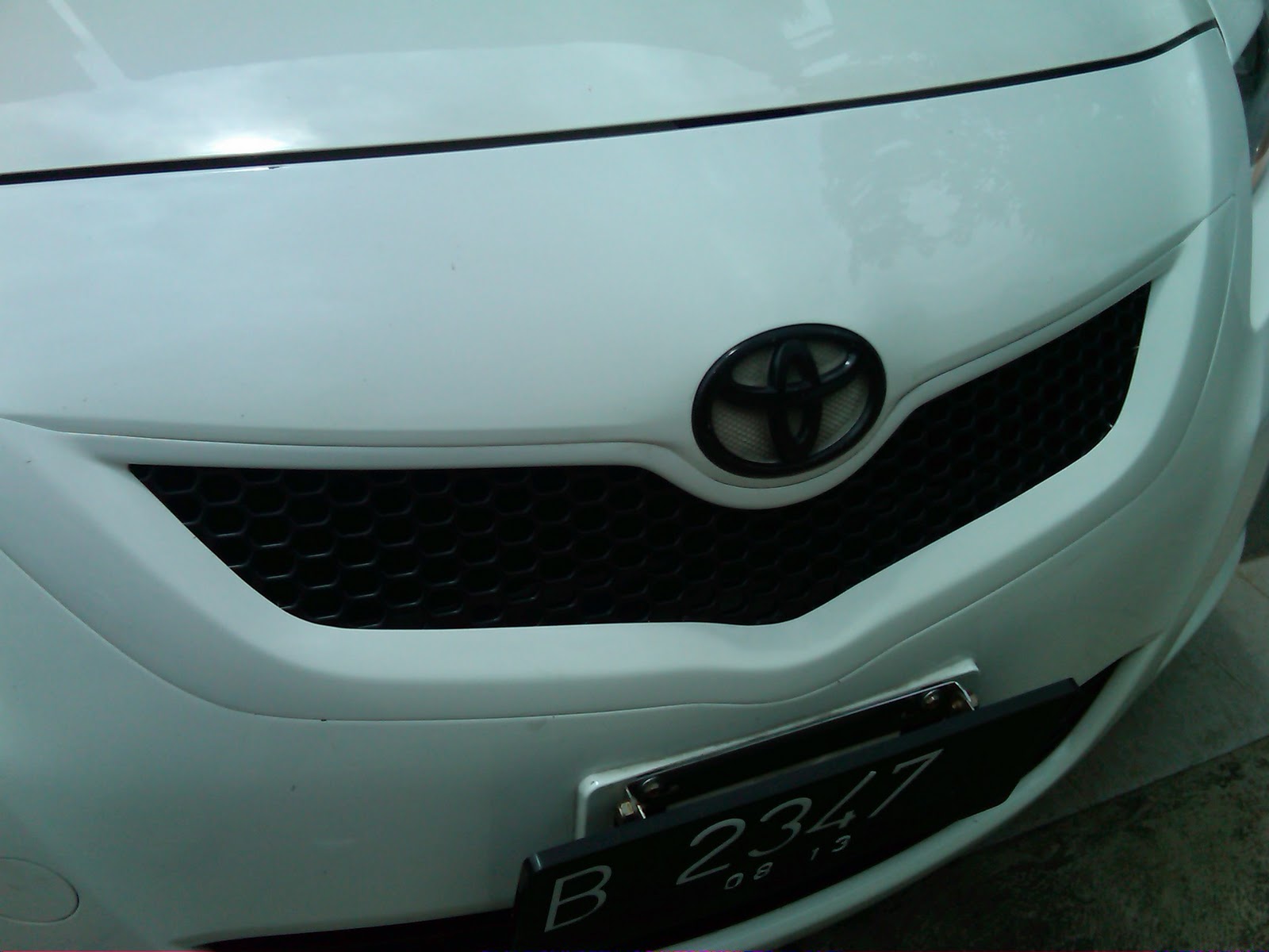 Toyota Limo Project: Belta Grill & custom Eyelid