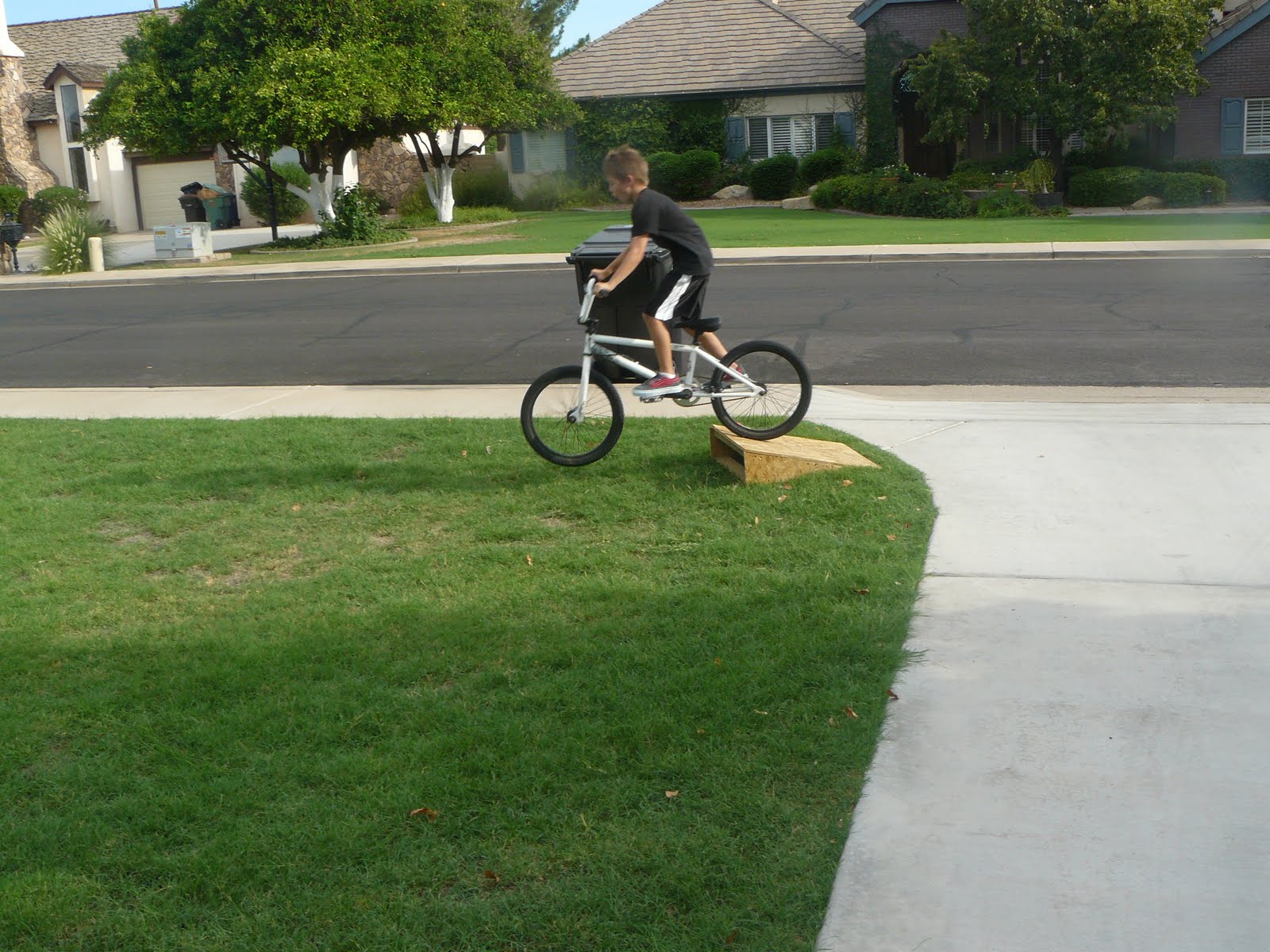 the Breinholts always forever: Bike Ramp