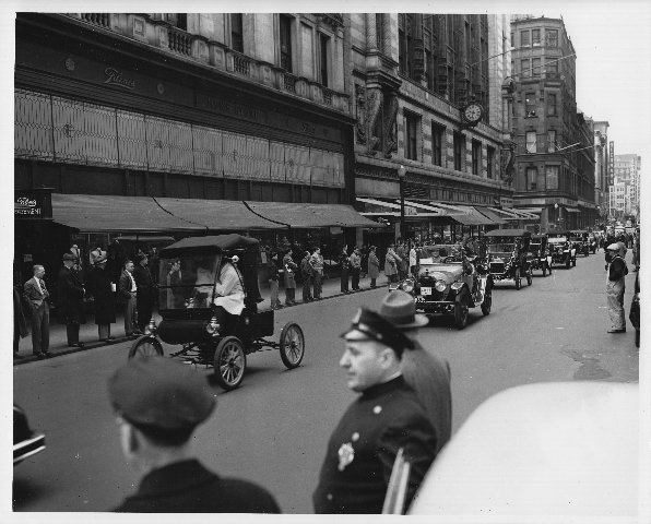 Shopping Days In Retro Boston: Looking at Photos: Shots of Filene's in ...