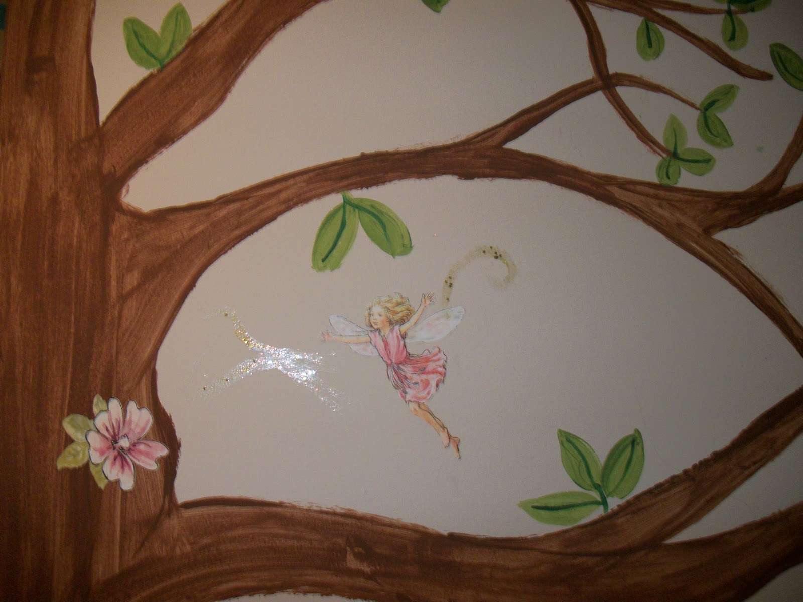 Froggy Flip Flops: Tween Room Makeover