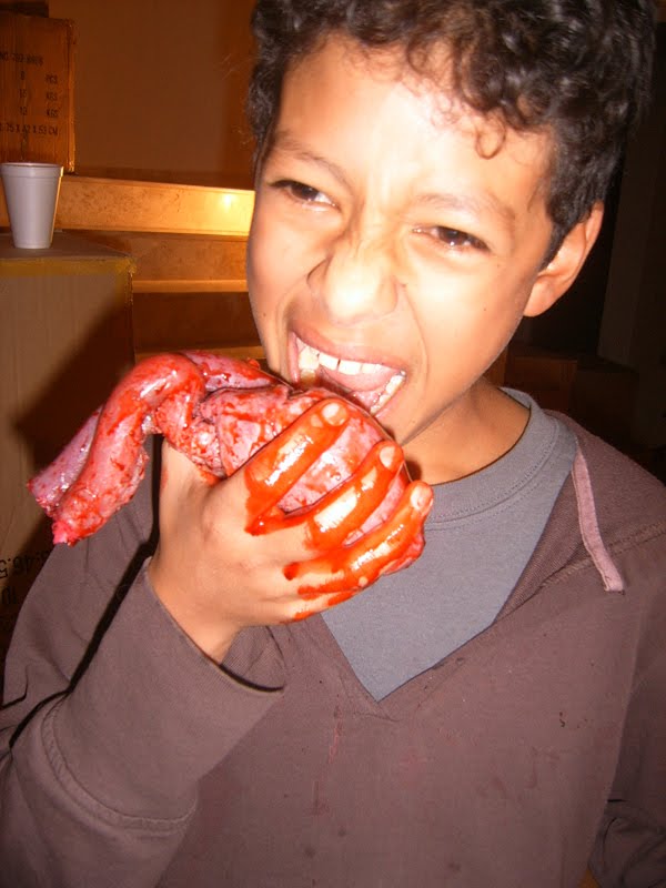 Adam Zoller Duplán: Baseball bat, open chest, bloody heart.