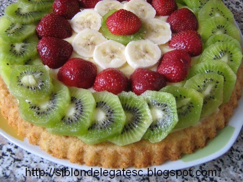 Si blondele gatesc: Tarta cu fructe