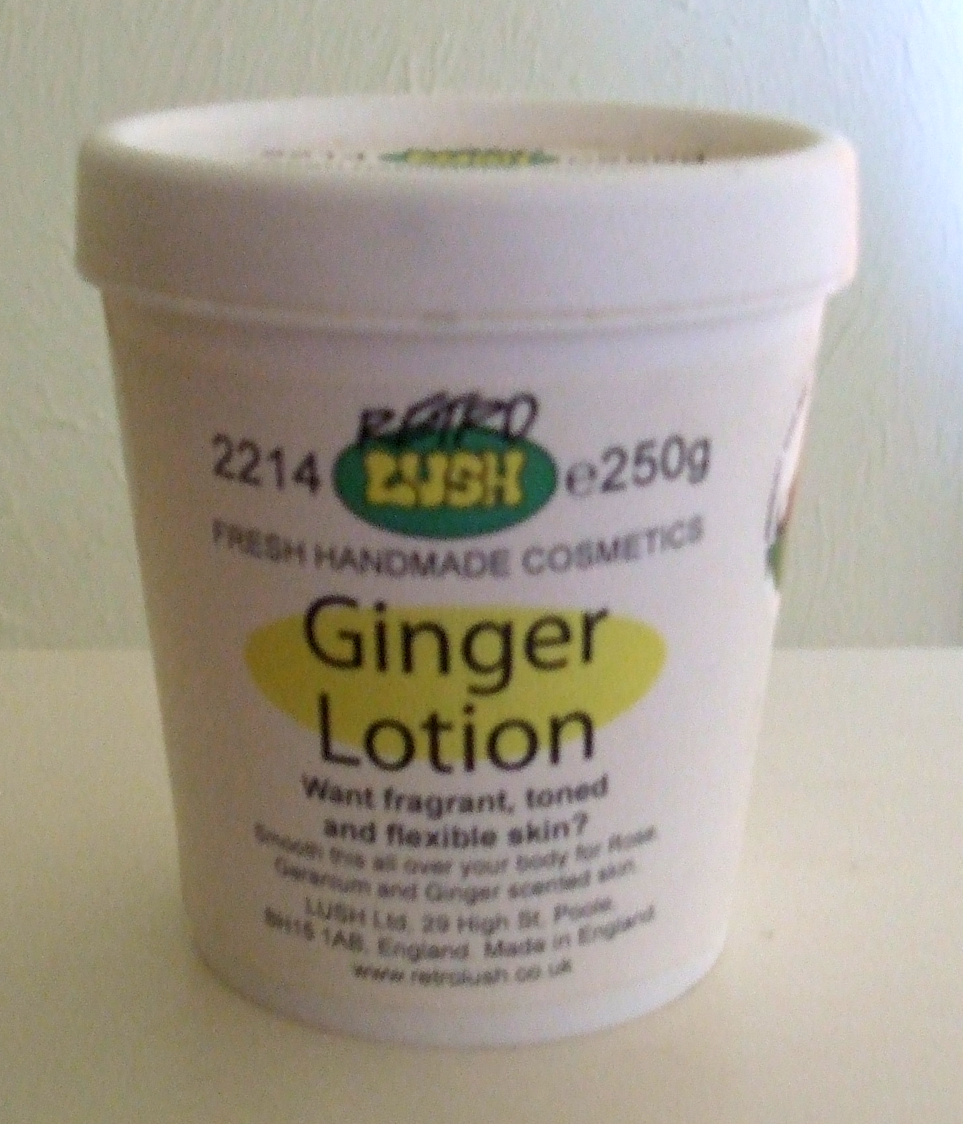 Lancashire Girl on Lush and Life: LUSH review - Ginger Lotion