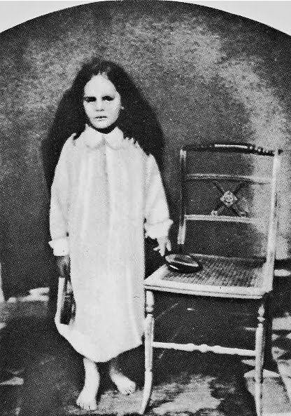 Sanctuaries, Dreams and Shadows: Charles Lutwidge Dodgson or Lewis Carroll