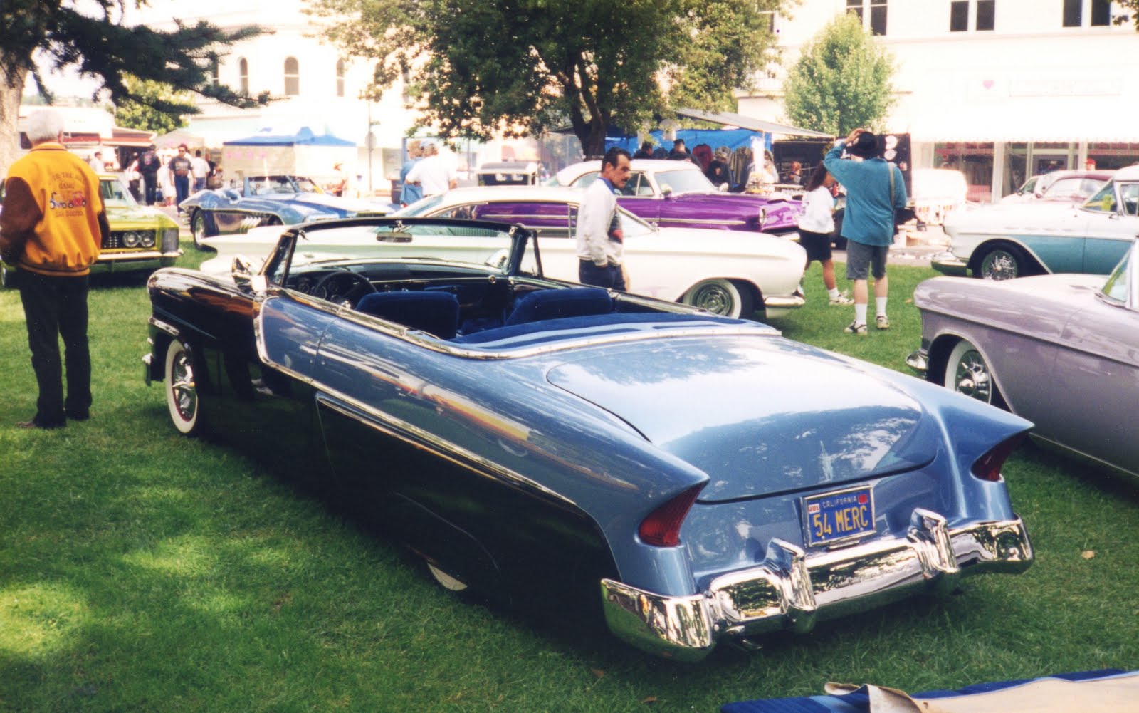 STYLISH KUSTOMS: Richard Zocchi's 54 Mercury back in 1984