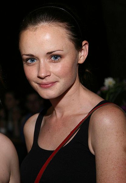 Mineral Love on Blogger: Celebrity Inspired Makeup Tutorial - Alexis Bledel