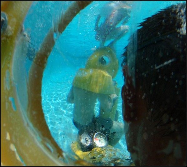 Pocketburgers.com: Underwater Scooter HydroBOB