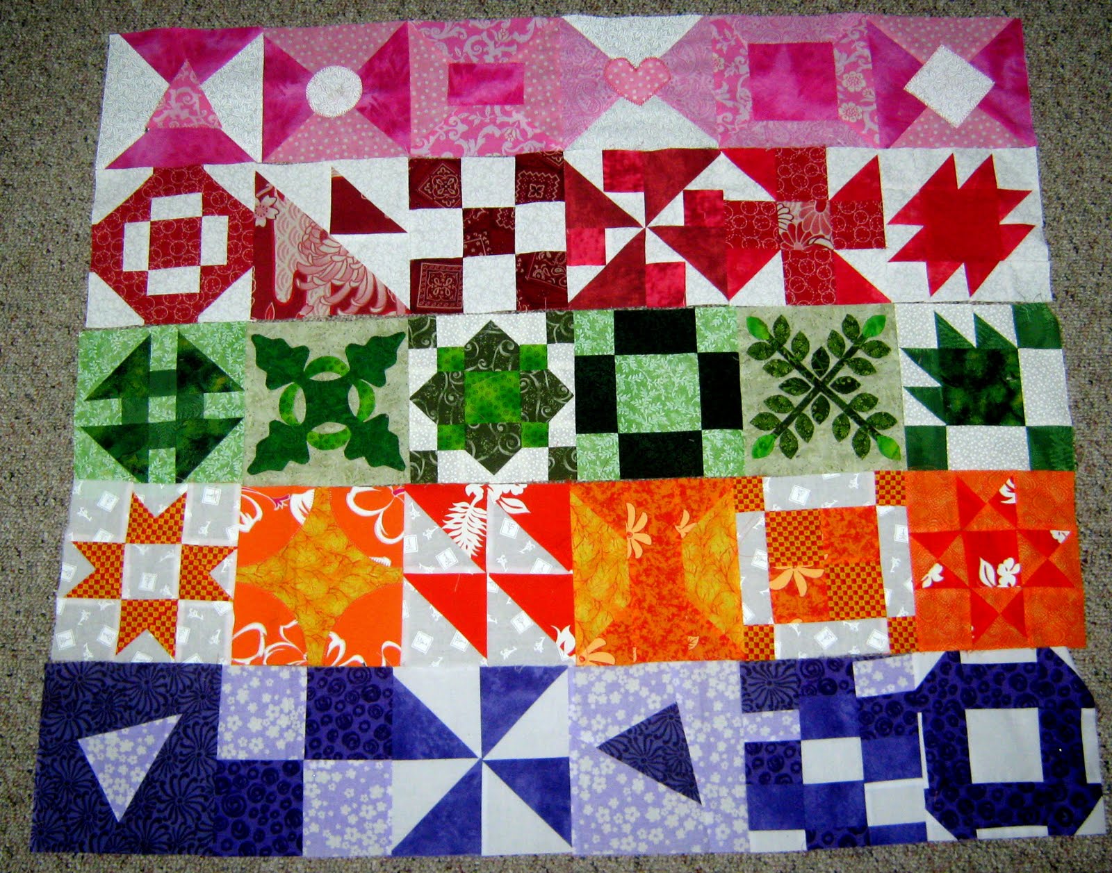 Melindas fabric fancies: round robin row quilts.....