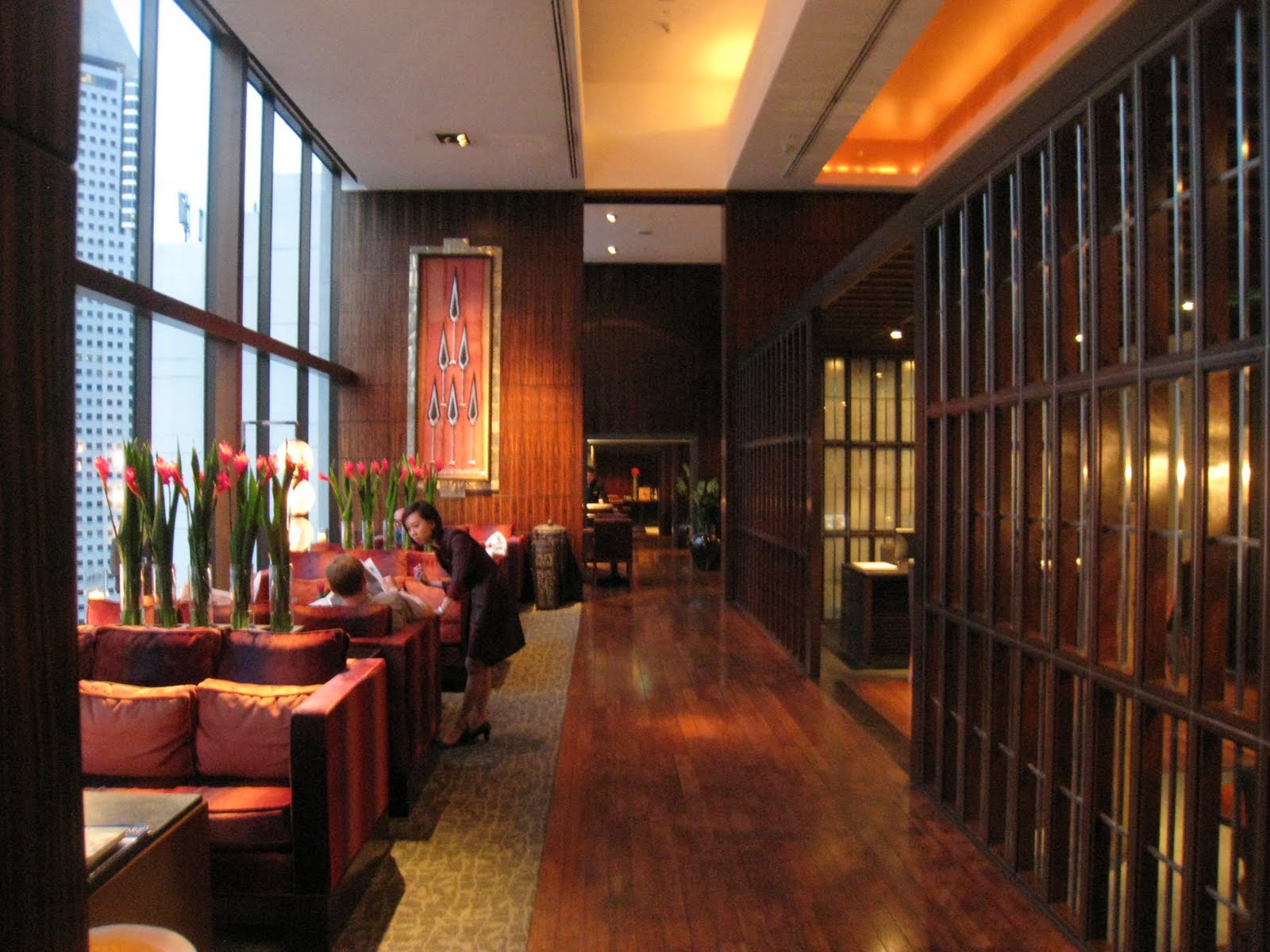 Hungry in Bangkok: Mandarin Oriental Lounge (Singapore)