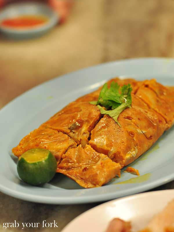Chicken rice balls, Nyonya cendol and 1m roti tisu, Melaka, Malaysia ...