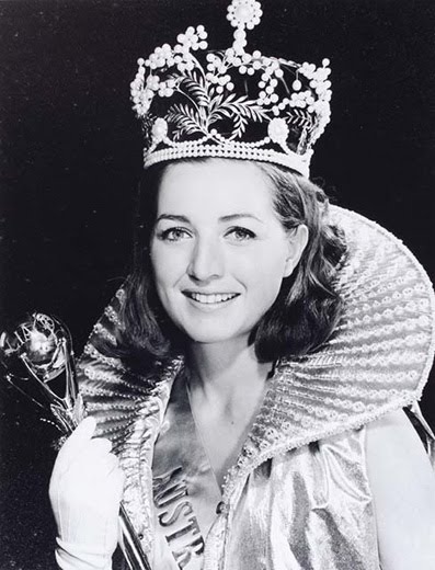 AUSTRALIAN BEAUTIES: 1969 MISS AUSTRALIA