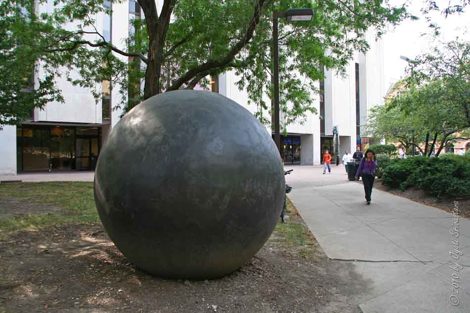 Public Art in Chicago: University of Chicago [Black Sphere - by Jene ...