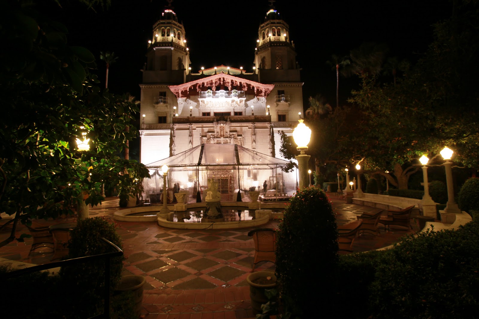 ADORNMENTS: HEARST CASTLE Holiday Feast 2009