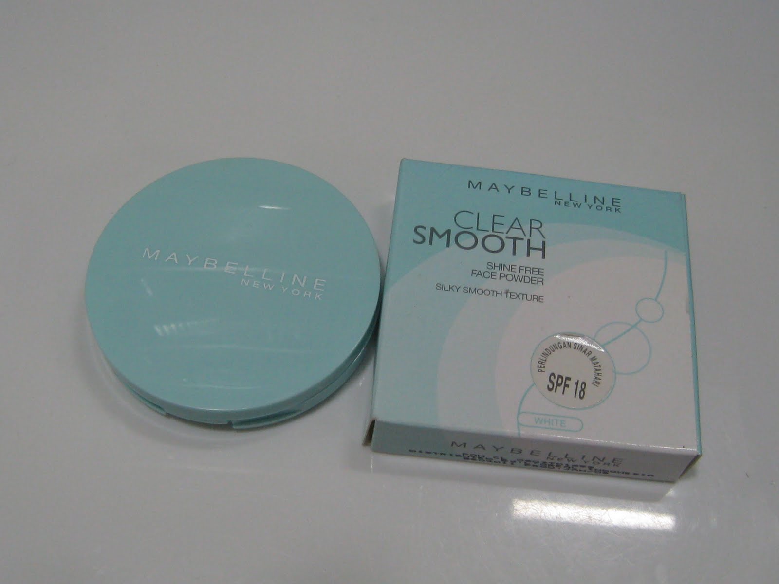 Cosmetic Fashion: Maybelline Face Powder