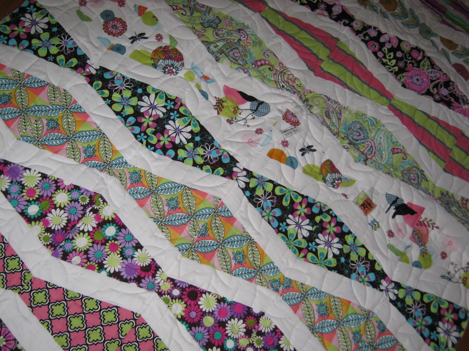 Ladybug Quilting: Folded Fabric Quilt....