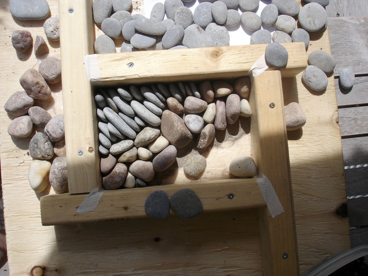 Ward's Island Community Pebble Mosaic Project: How to make a Pebble Mosaic