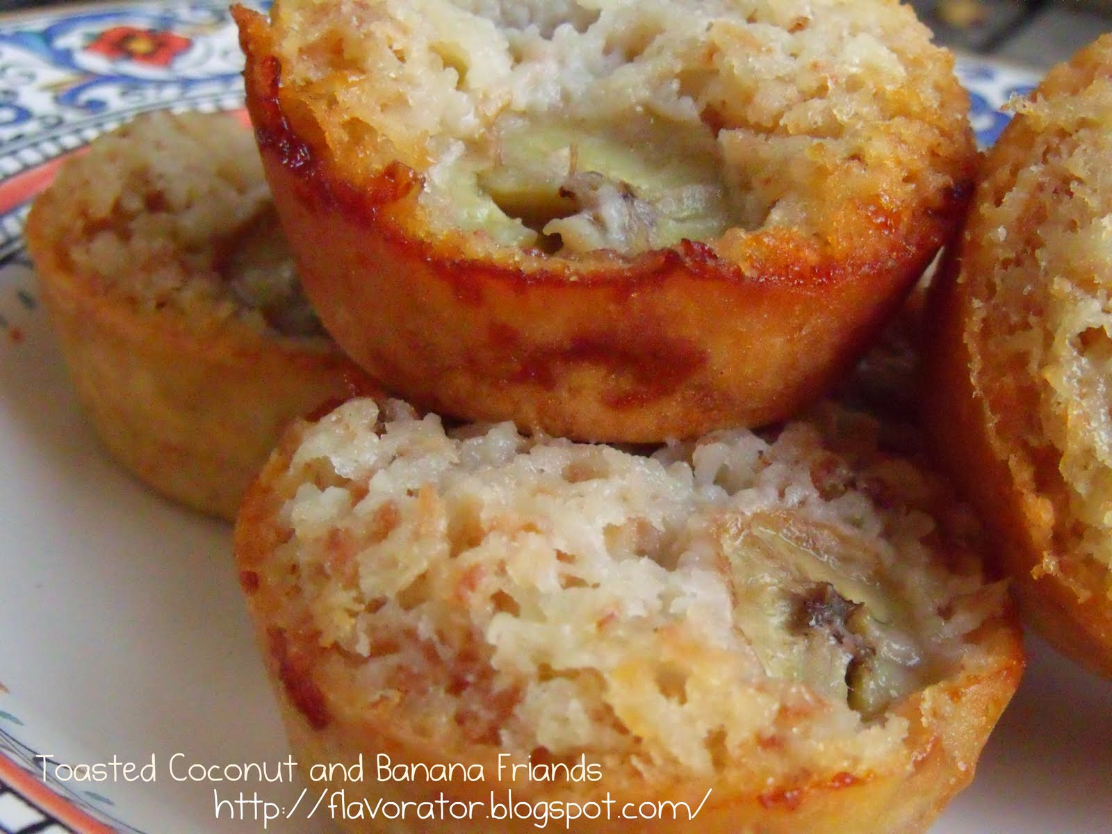 fLAVORATOr: Toasted Coconut and Banana Friands