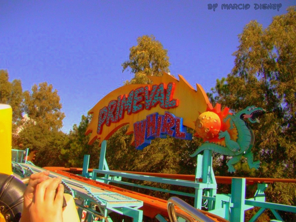 Momentos Mágicos Disney: Primeval Whirl no Animal Kingdom [14 Fotos]