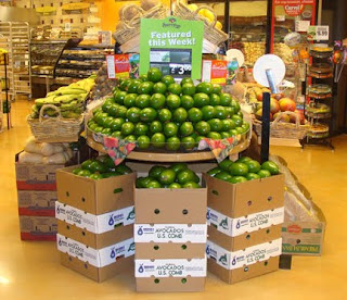 Brooks Tropicals - In the News: Tropical produce displays
