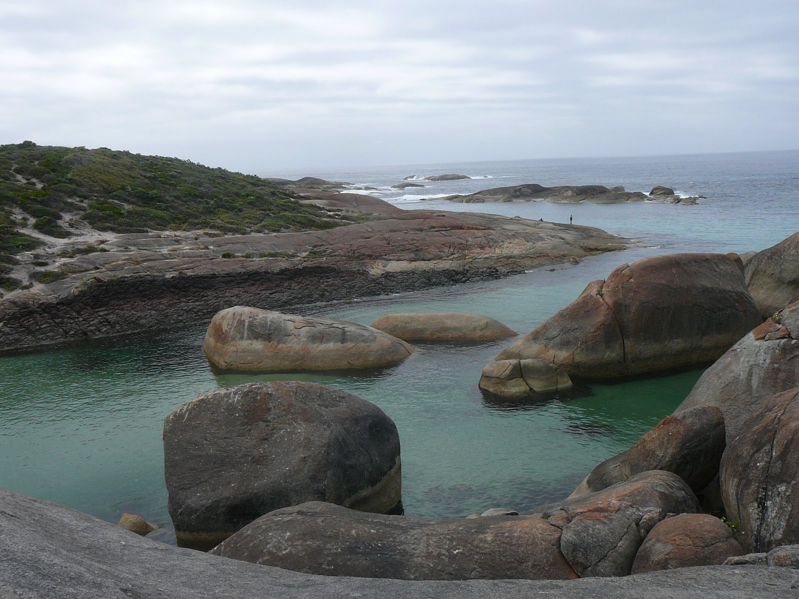 Andrew and Nikki around Oz: Greens Pool and Elephant Rocks WA