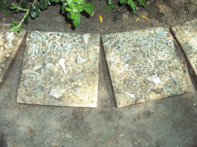 Antique ART Garden: My SEASHELL-Peeble Pavers OUCH Accents I Made for ...