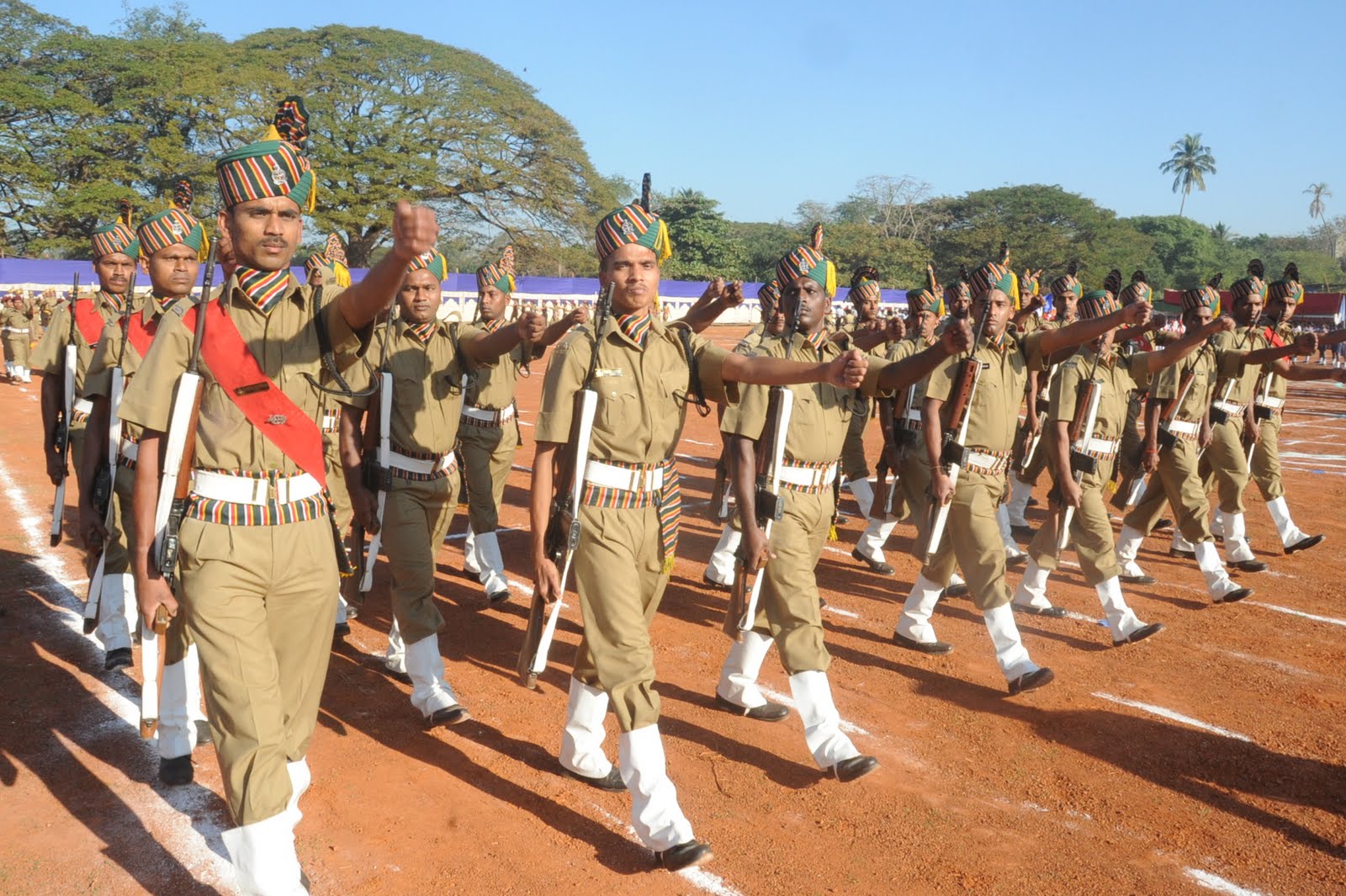 THE VOLUNTEER: Republic Day Parade by Home Guards contingnets at Panaji ...