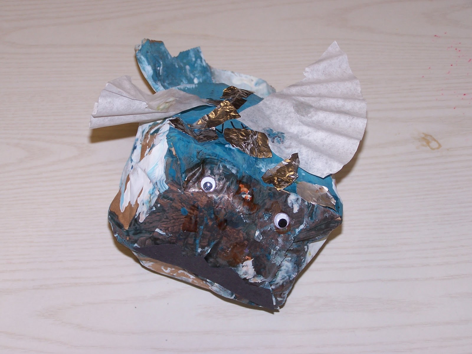 Learning and Teaching With Preschoolers: Rainbow Fish