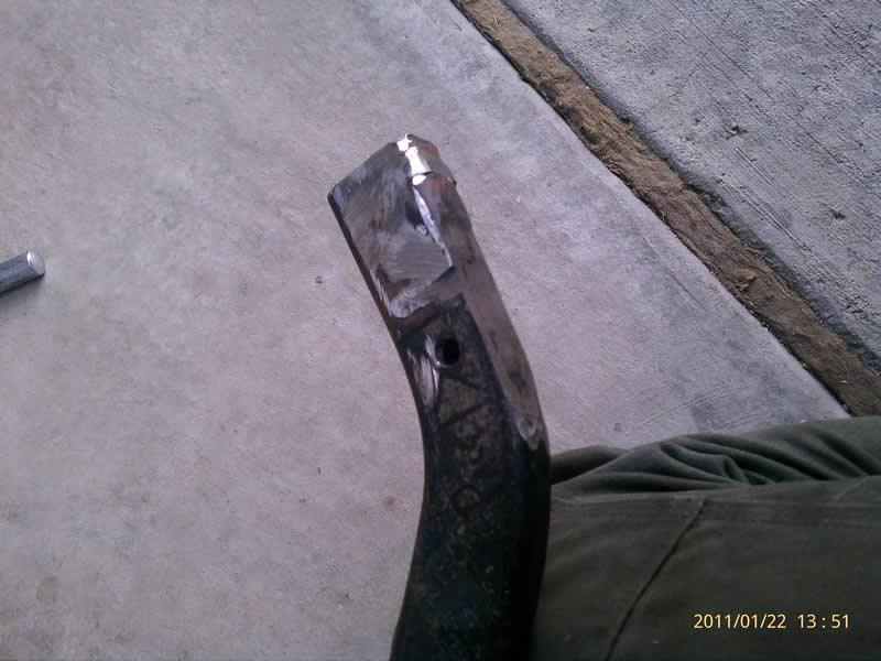 1979 VW Westfalia Campmobile Deluxe: Rear Engine Support Bar