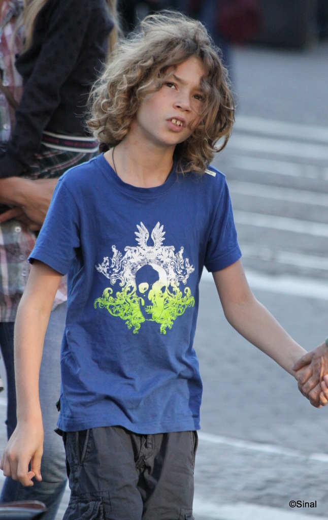 longhairboyz: beautiful long-haired BOY 3