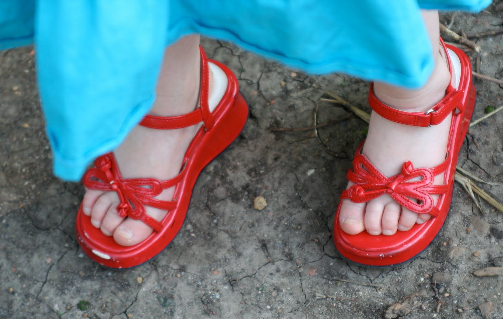 Red Sandals Little Girl at Marisela Warren blog