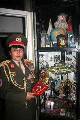 thruafghaneyes: General Mohammadzai Khatol Afghan woman paratrooper