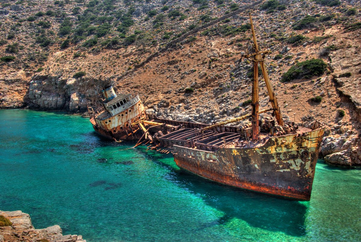 The Most Amazing Pictures Of Shipwrecks