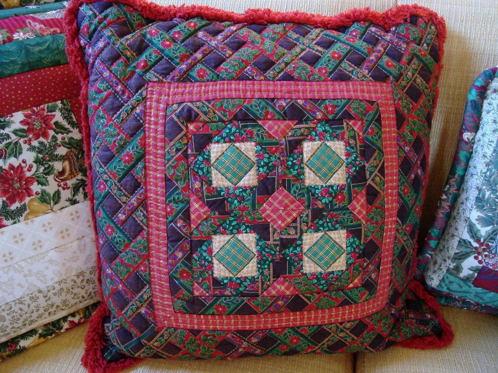 Quilted Christmas Pillows Patterns at Erin Bergan blog