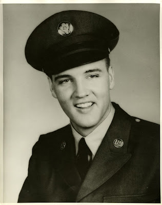 Fotos antiguas: Elvis soldier