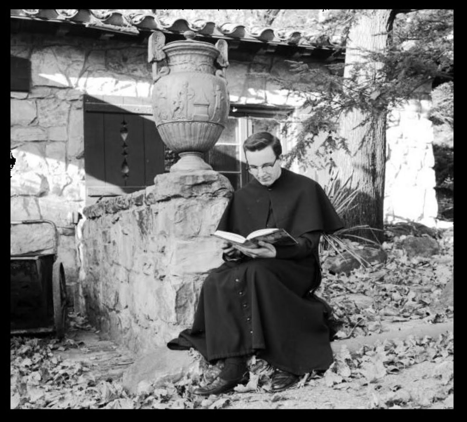 Salvem a Liturgia!: Reze o breviário em latim