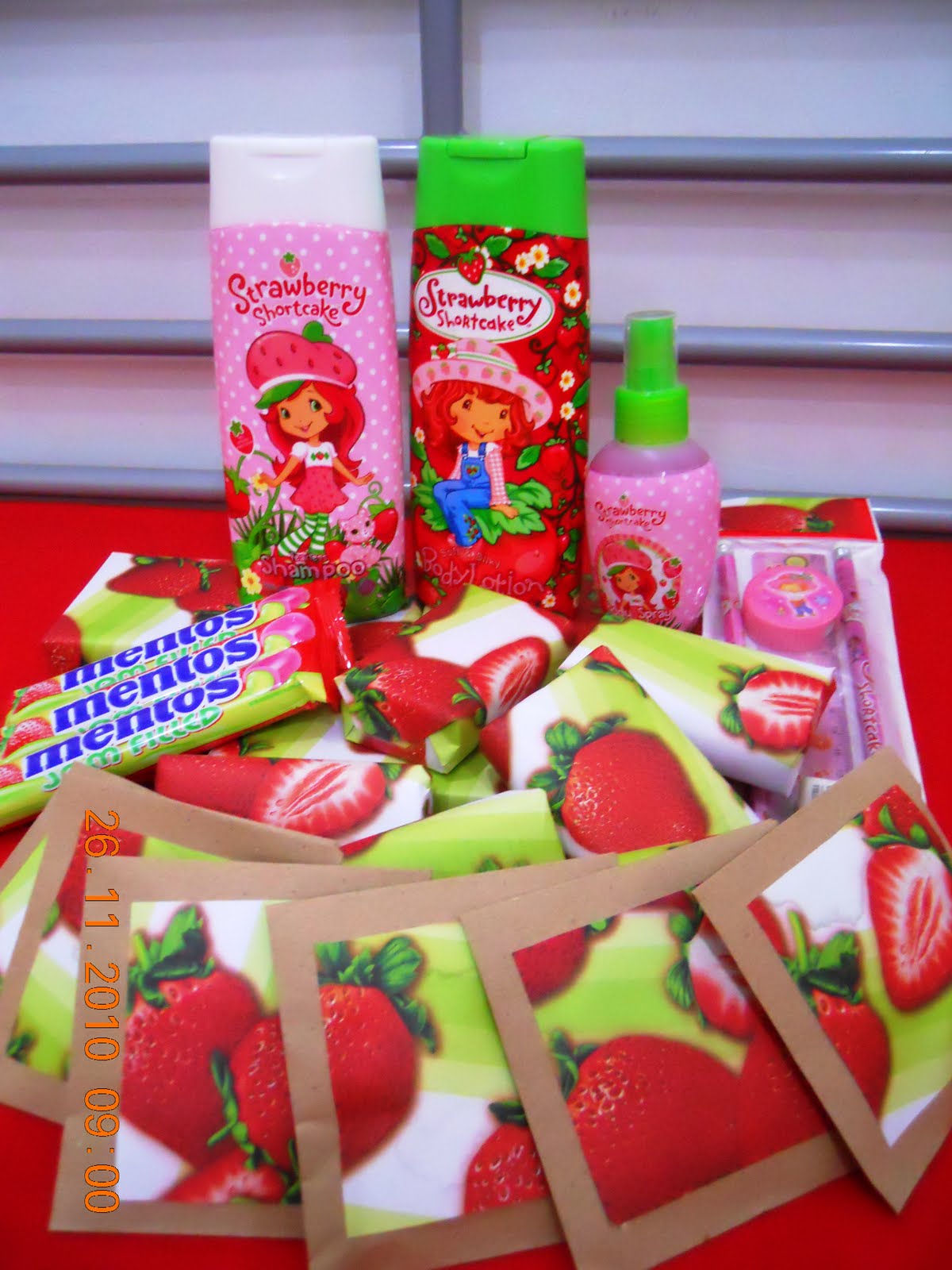 Kids Fun Party: MYRA's 4th Birthday SWEET STRAWBERRY Party Packs, Gifts ...