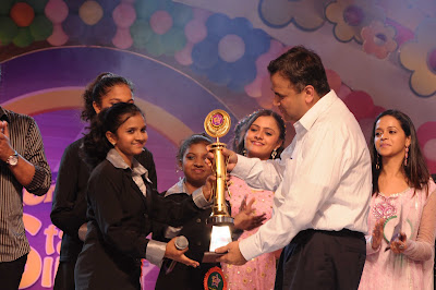 ENTERTAINMENT UNLIMITED: Swetha Ashok is Asianet Munch Star Singer Junior