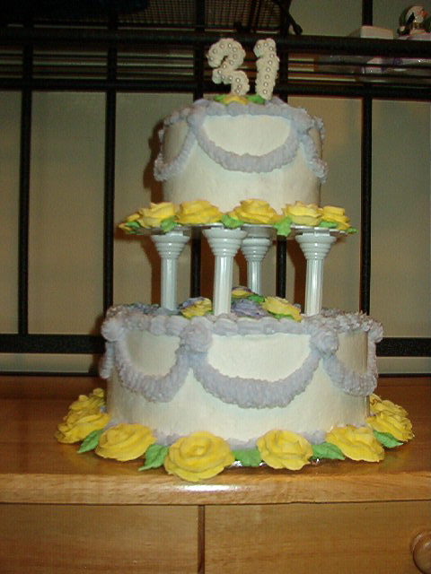 Missy's Homemaking Adventures: Wedding and Bridal Shower Cakes